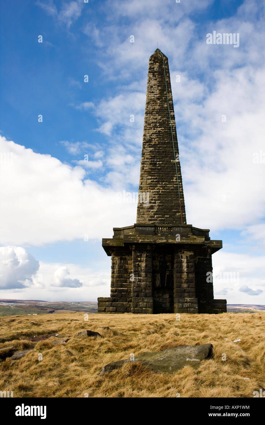 Stoodley Pike , part of the Pennine way , Calderdale Stock Photo - Alamy