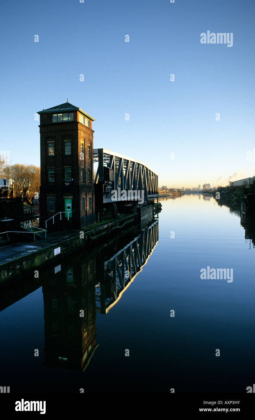 Manchester Ship Canal, Barton Swing bridge Stock Photo - Alamy