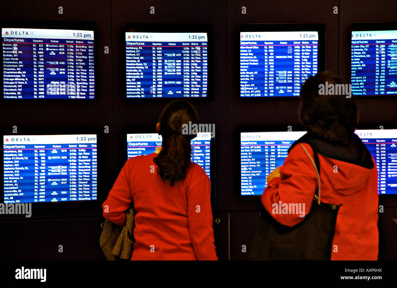 Airport airline flight schedule Atlanta Georgia Stock Photo - Alamy