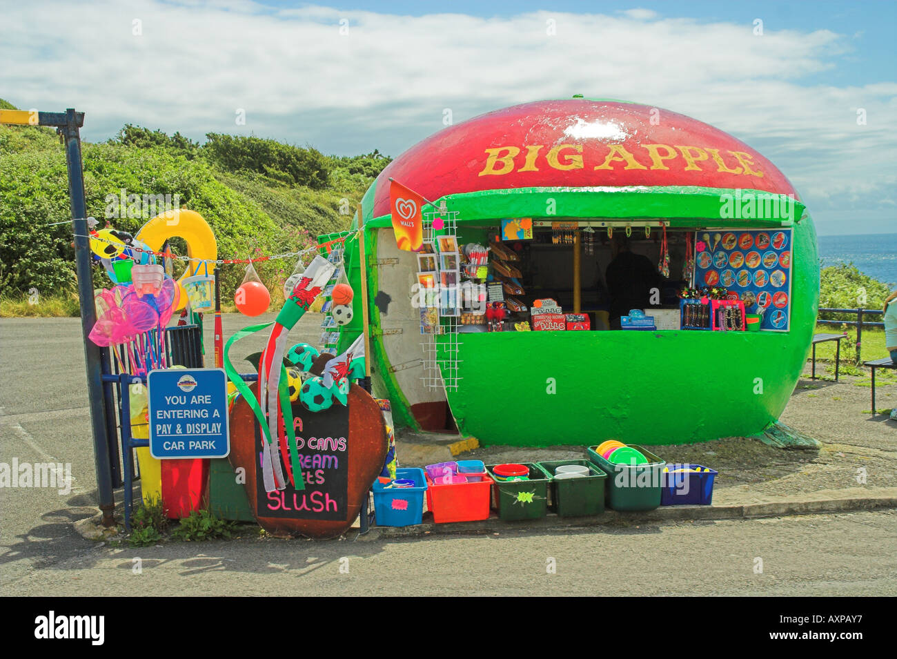 The big apple mumbles hi-res stock photography and images - Alamy