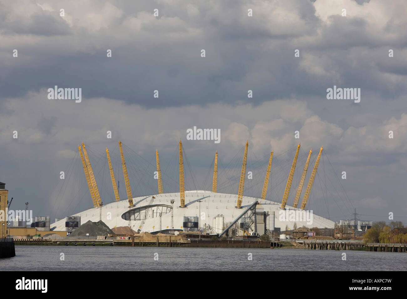 Millennium dome 2000 hi-res stock photography and images - Alamy