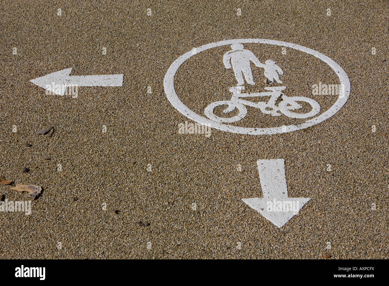 Cycle walk path in hi-res stock photography and images - Alamy