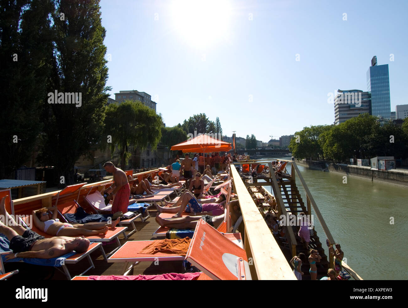 Vienna, swimming pool on the Danube Channel Stock Photo - Alamy