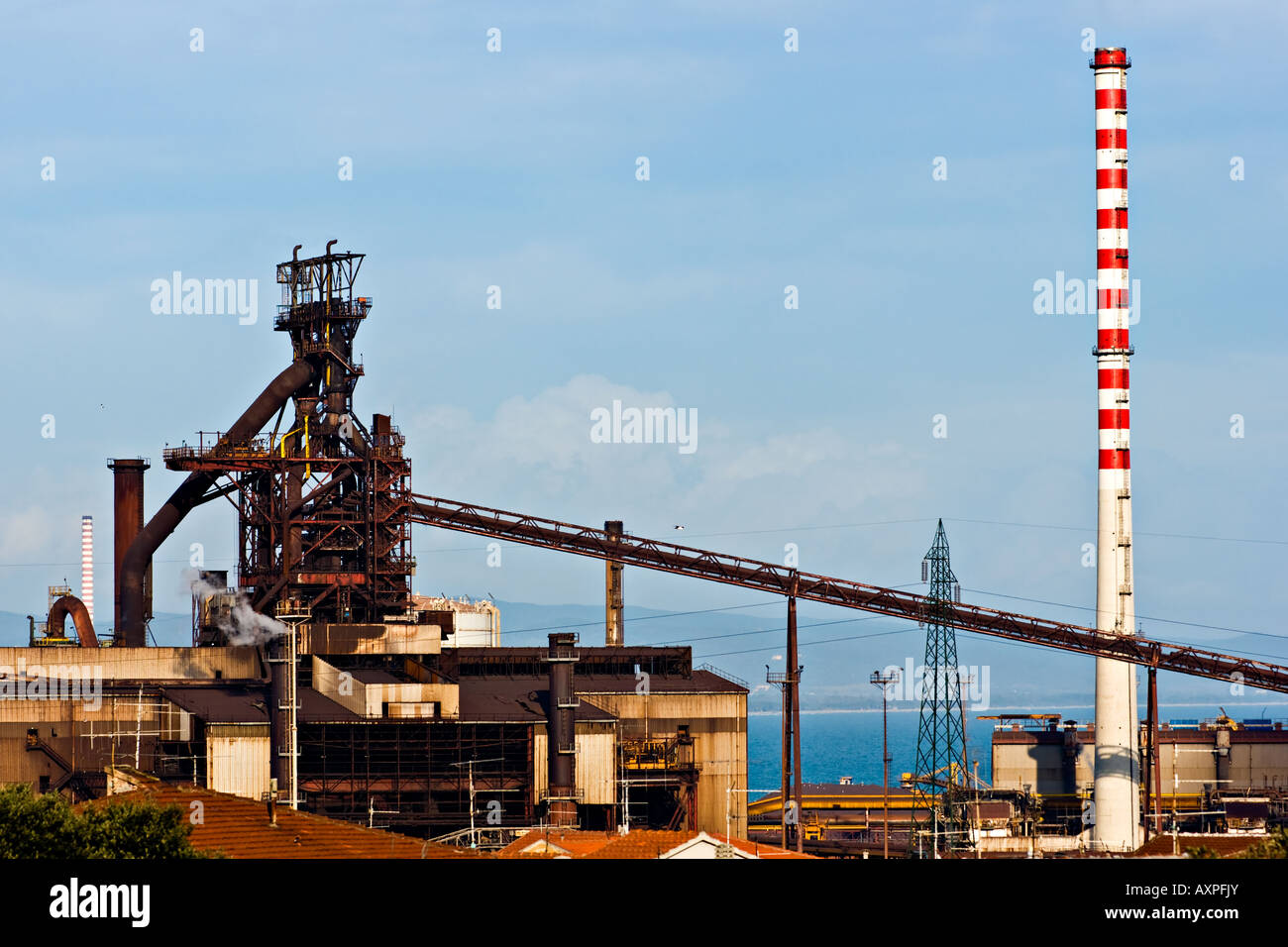 Construction piombino industry hi-res stock photography and images - Alamy