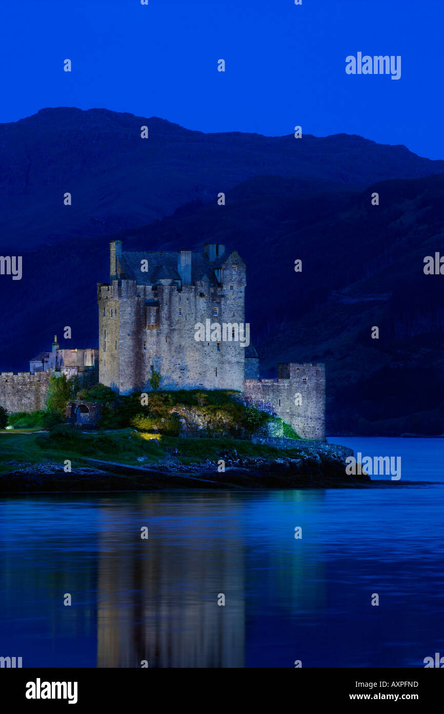 Scenic castle at night Stock Photo - Alamy