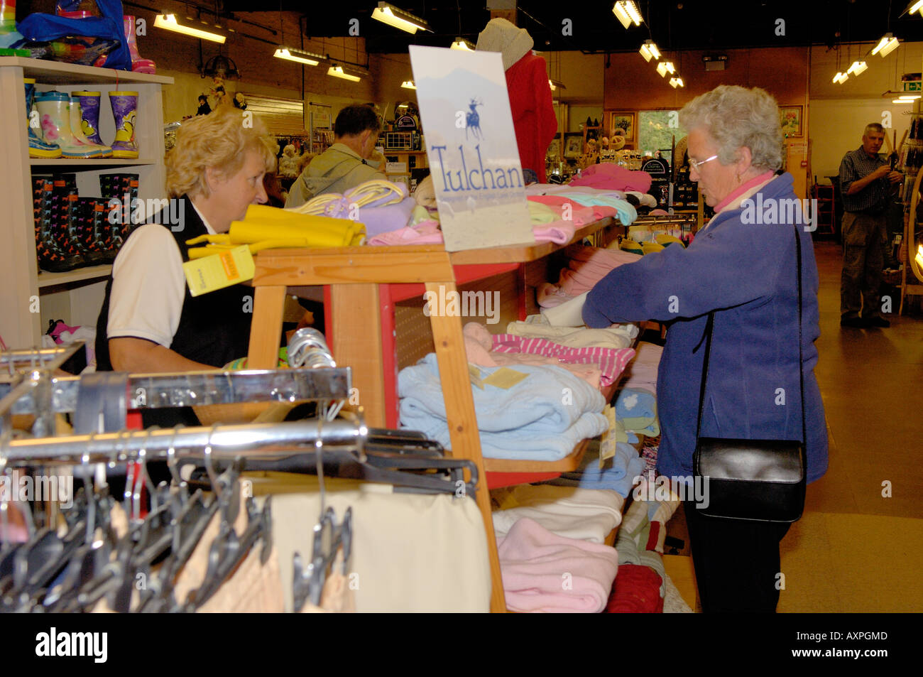 People Shopping Meirion Mill Dinas Mawddwy North West Wales Stock Photo ...