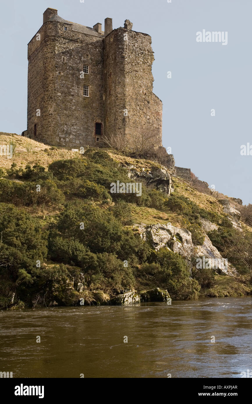 Scotland Borders Peebles Neidpath castle & river Tweed Stock Photo - Alamy