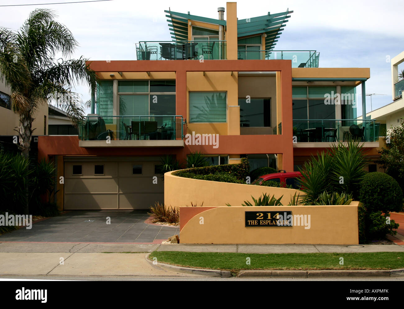 glass window viewmodern house home contempoary contemporary melbourne ...