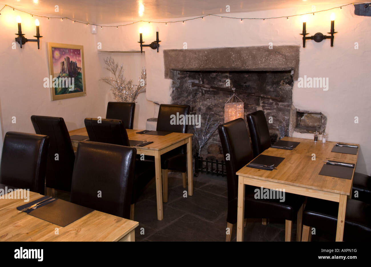 Interior of Kings Arms gastro pub dating from 17th century Abergavenny ...
