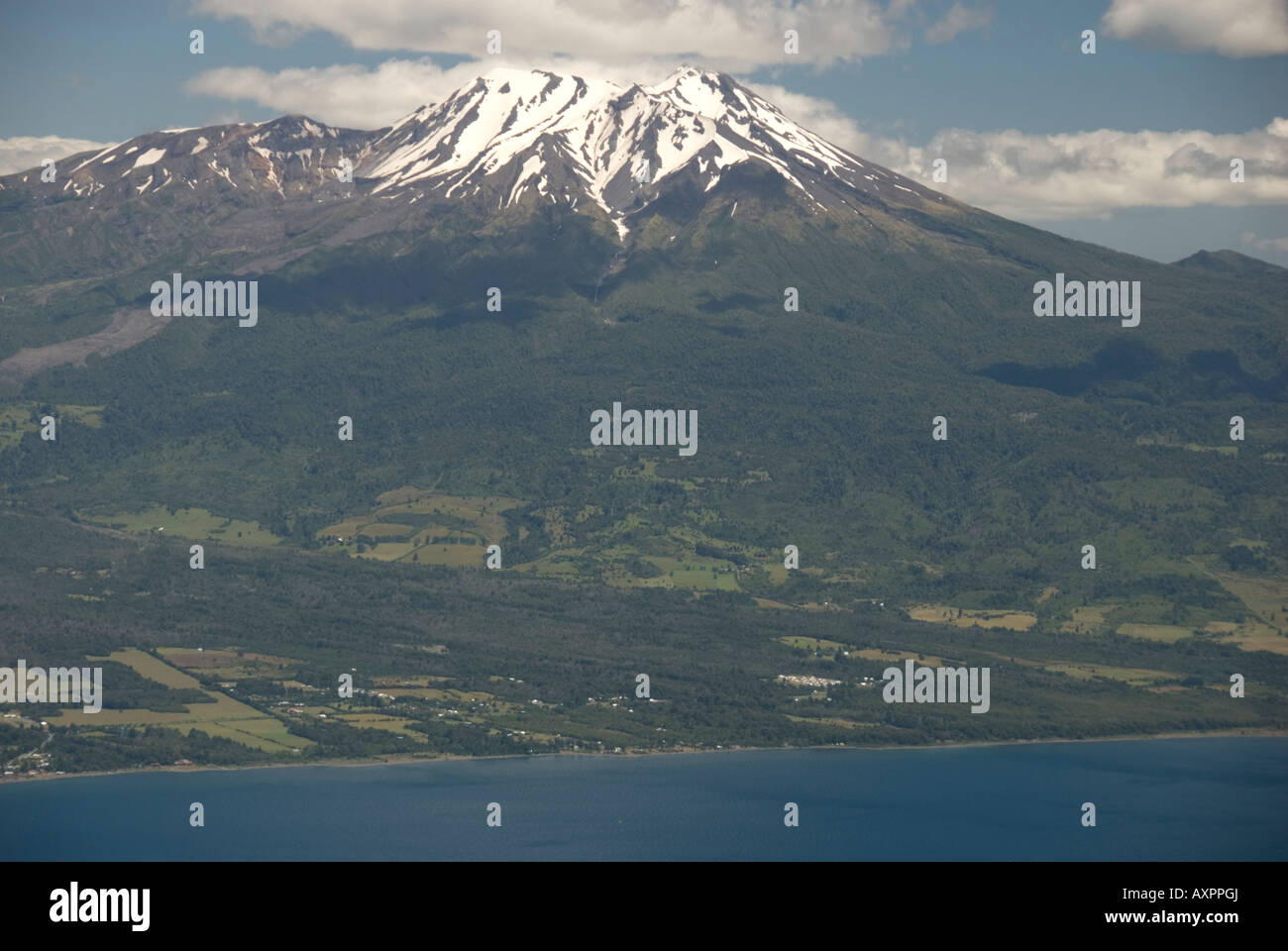 Chile fish farms hi-res stock photography and images - Alamy
