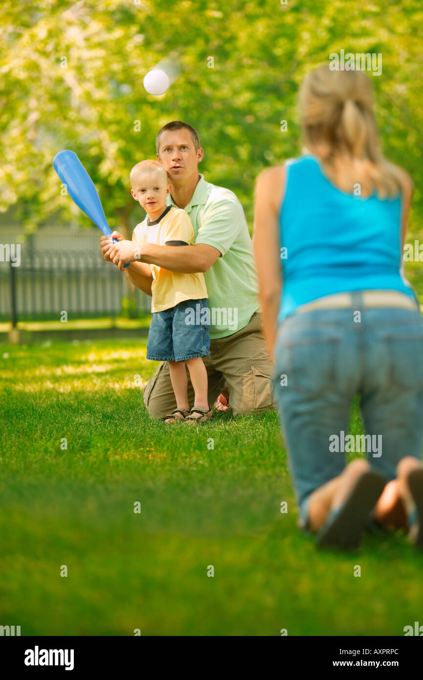 Mum child bat and ball hi-res stock photography and images - Alamy