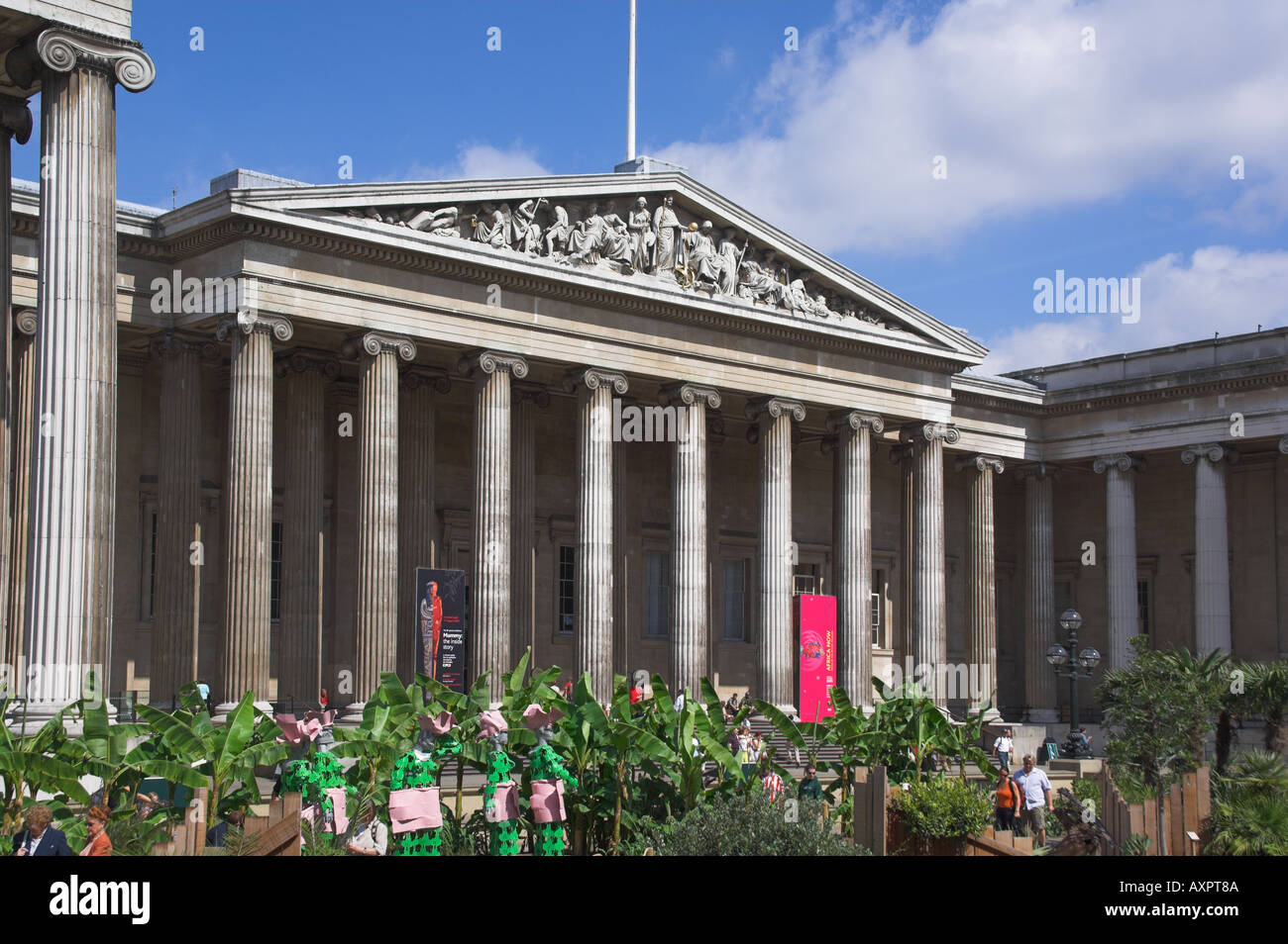 British museum building entrance hi-res stock photography and images ...