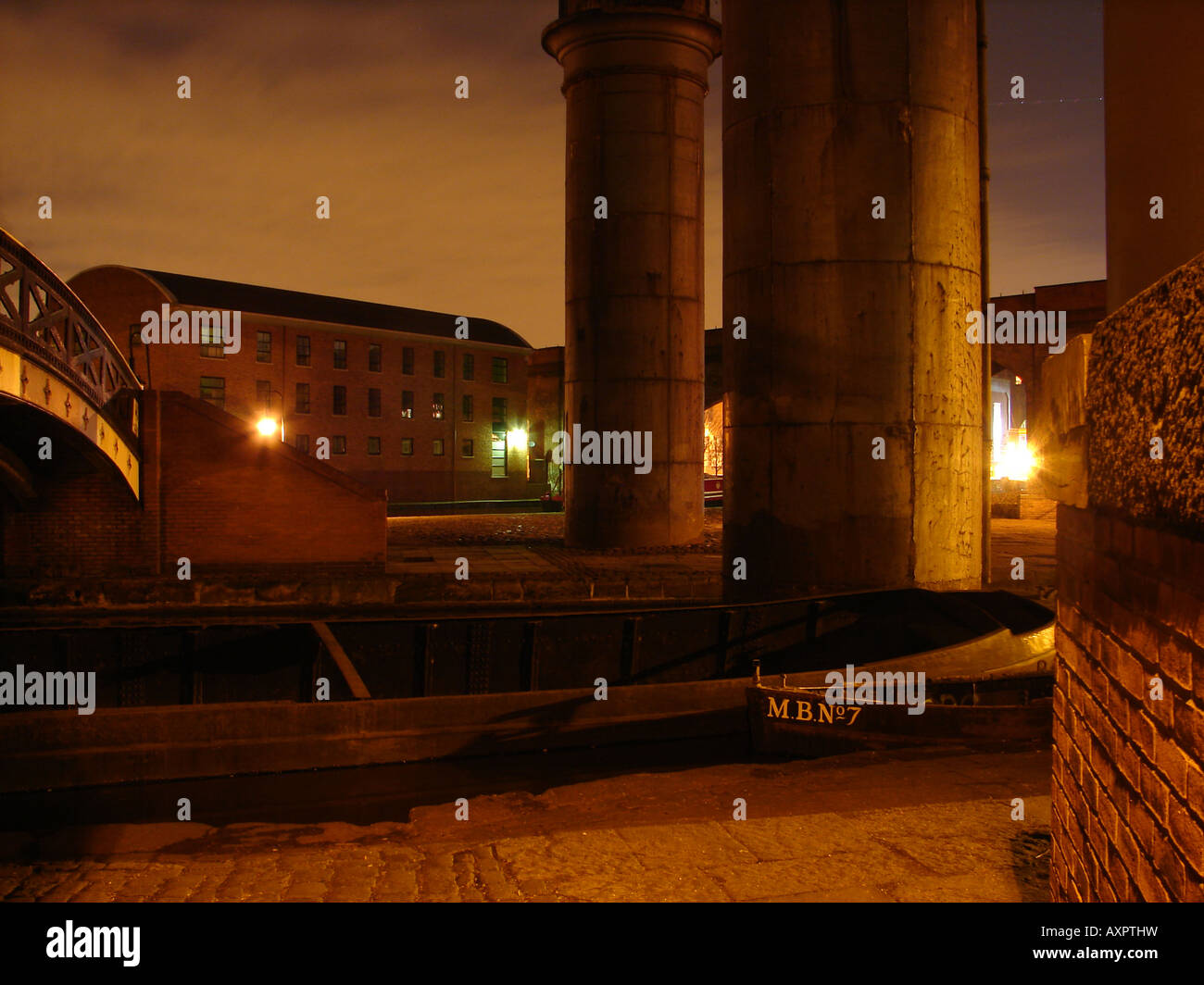 Castlefield manchester night hi-res stock photography and images - Alamy