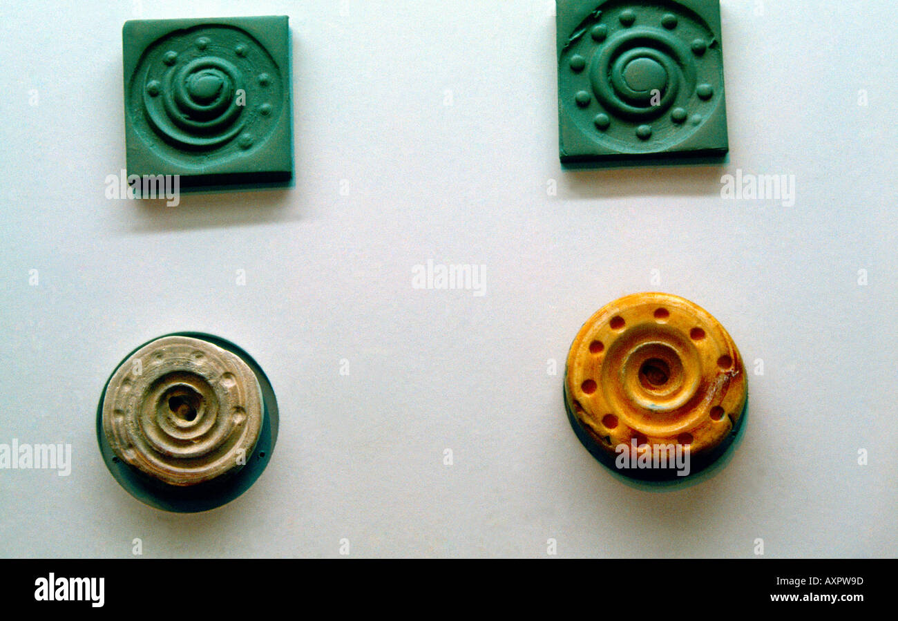 Bahrain National Museum Dilmum Seal Stock Photo - Alamy
