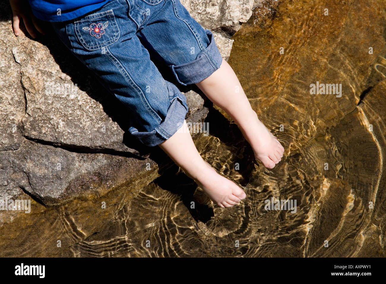 Girls toes hi-res stock photography and images - Alamy
