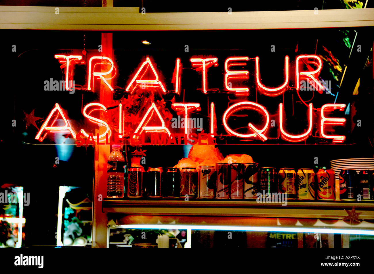 Asian paris hi-res stock photography and images - Alamy