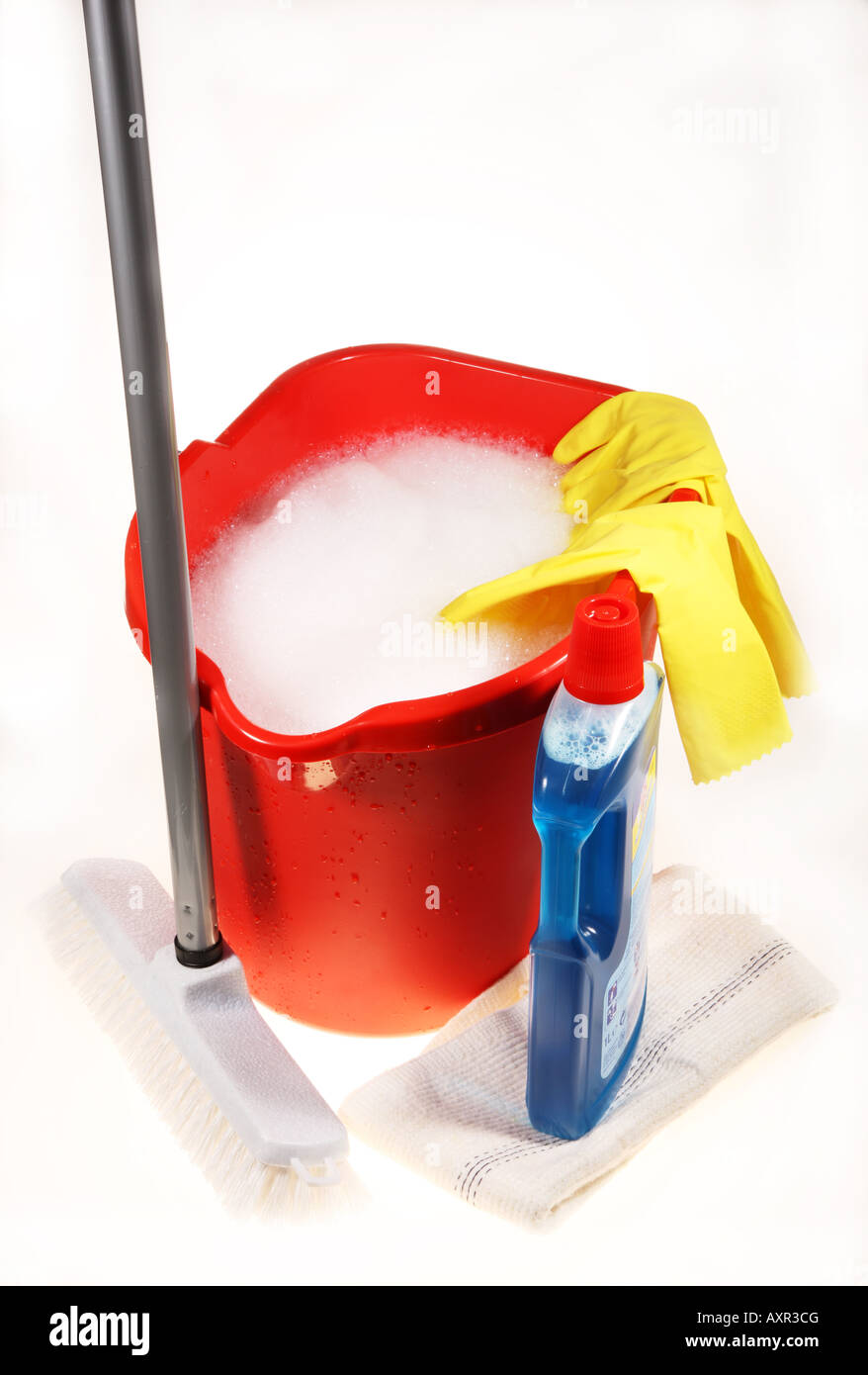 Cleanser floorcloth bucket Stock Photo - Alamy