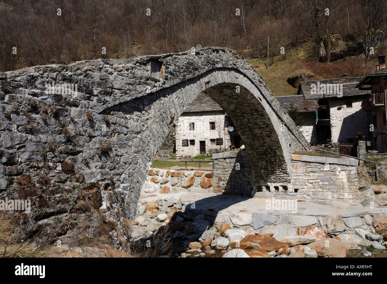 Old Roman Bridge, Fondo Canavese, Turin, Italy Stock Photo - Alamy