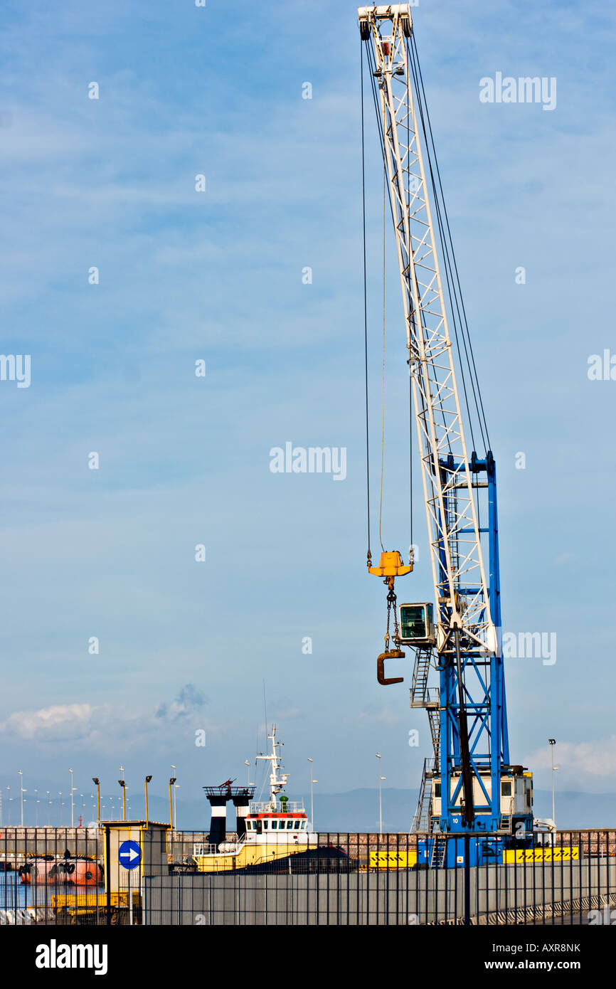 Crane in Piombino harbor Tuscany Italy Stock Photo - Alamy