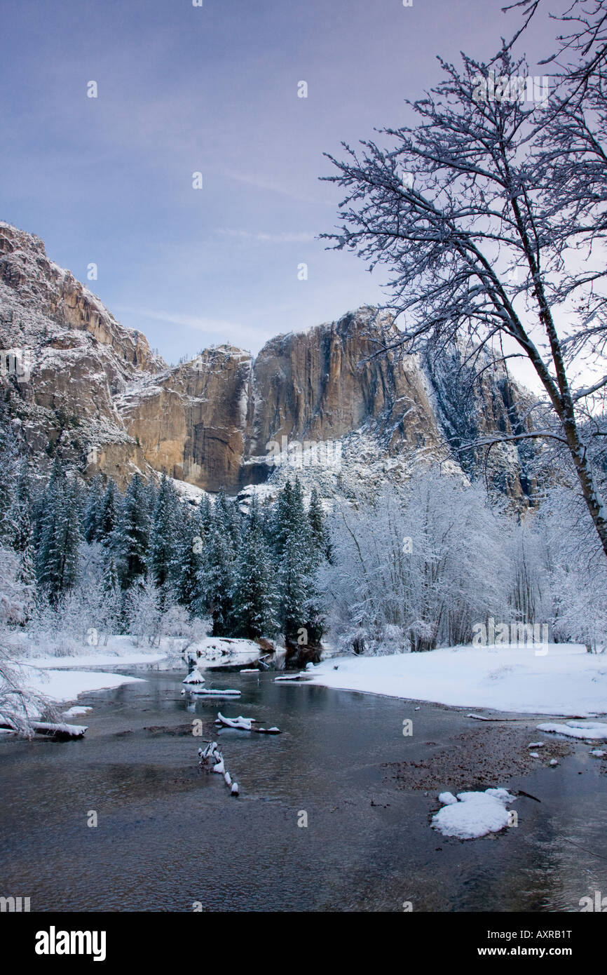 Merced River and Yosemite Point and Falls USA Stock Photo - Alamy