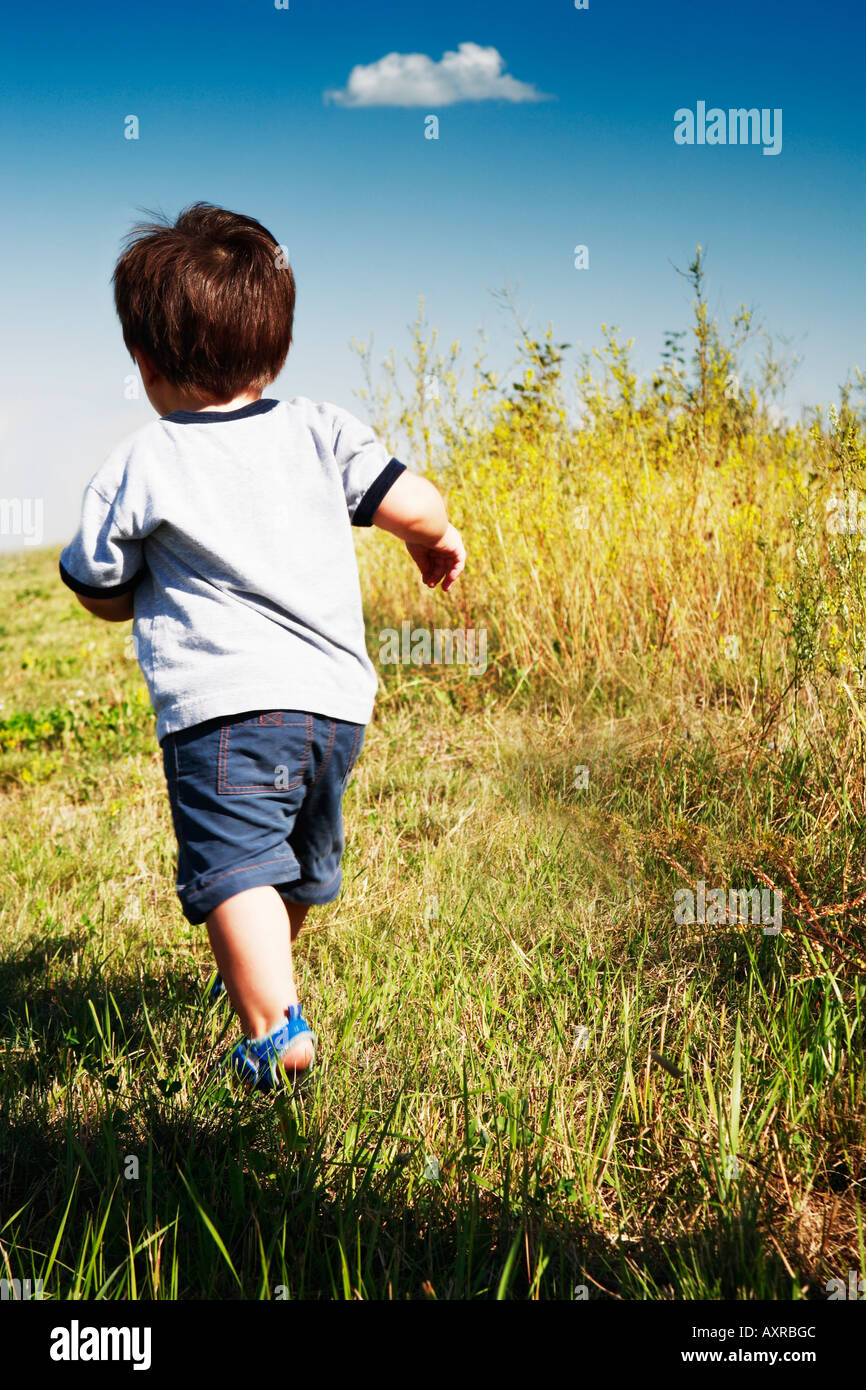 18 to 24 months running hi-res stock photography and images - Alamy