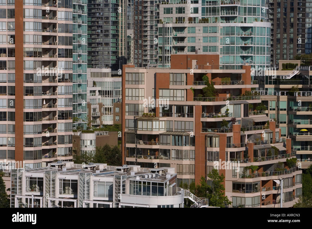 Buildings close up hi-res stock photography and images - Alamy