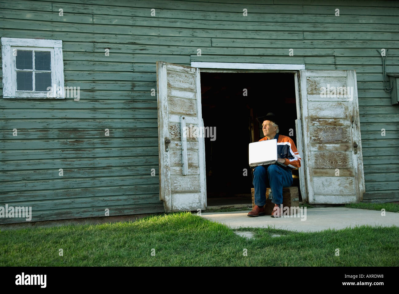 Computer shed hi-res stock photography and images - Alamy