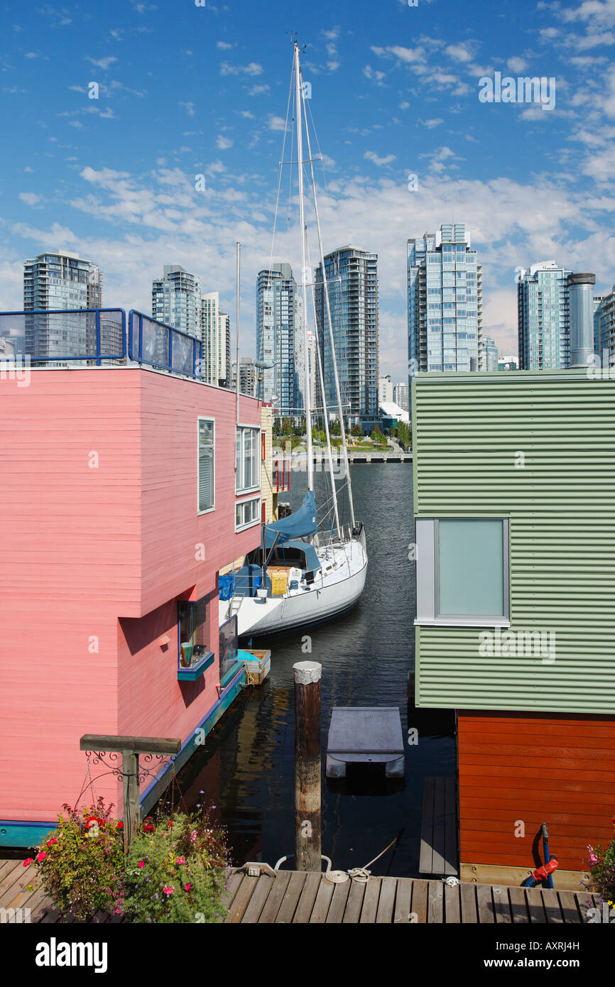Floating houses, Granville Island, Vancouver, Canada Stock Photo - Alamy