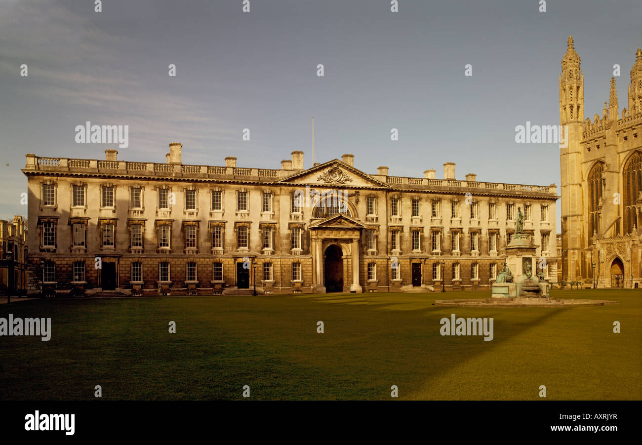 Kings college gibbs building hi-res stock photography and images - Alamy