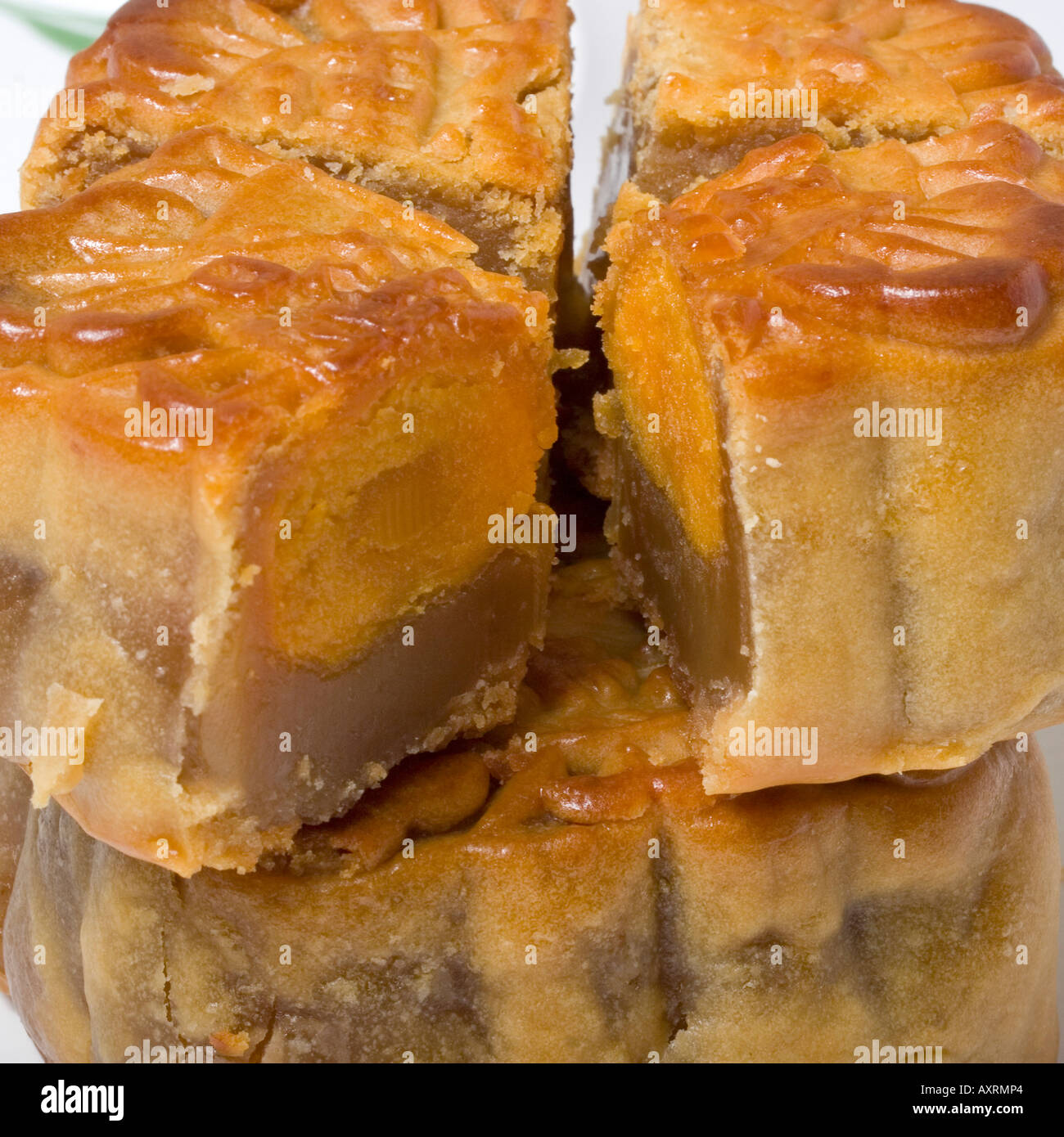 Sliced Chinese Moon Cake Stock Photo - Alamy