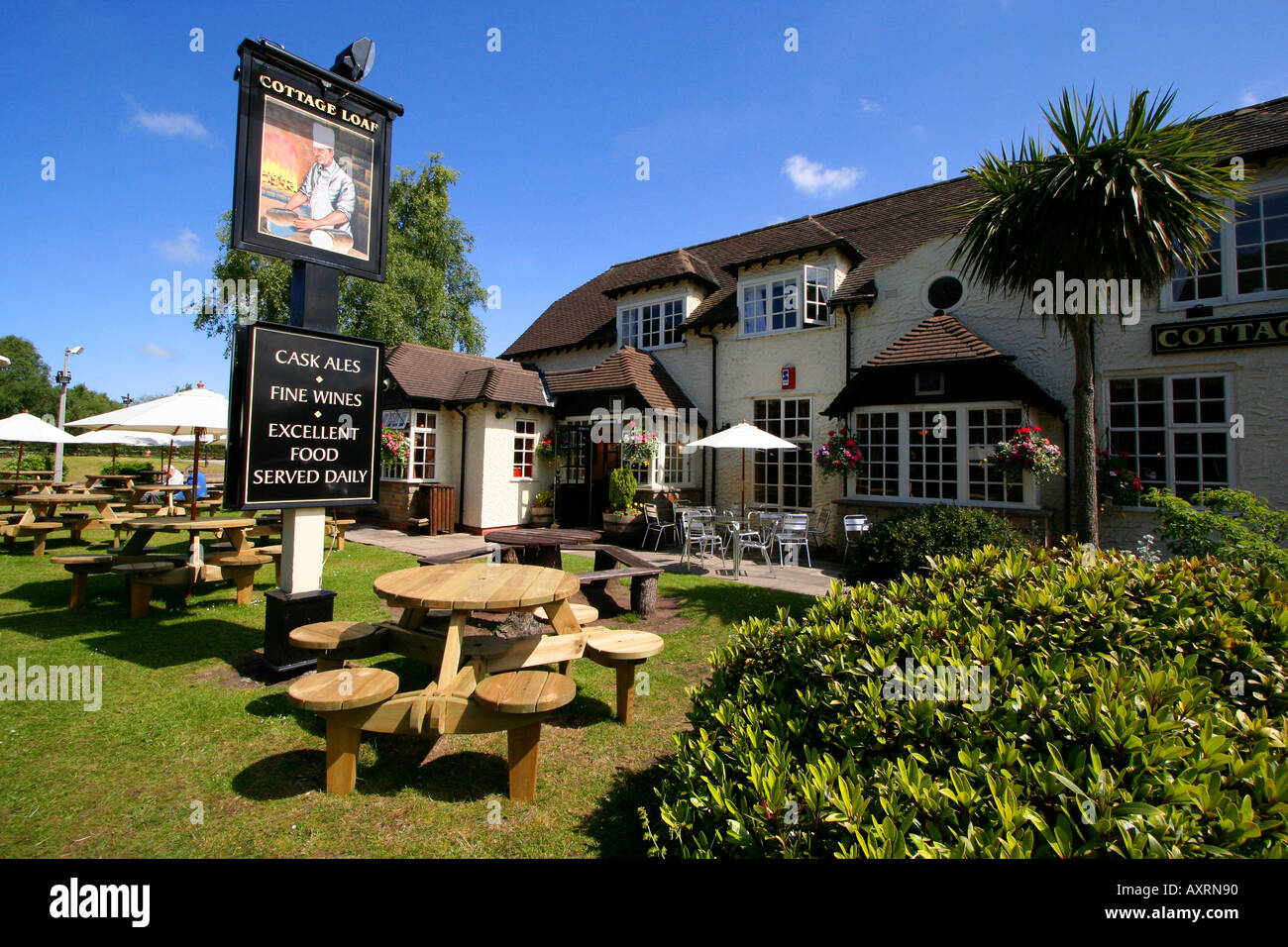 The Cottage Loaf Stock Photo - Alamy