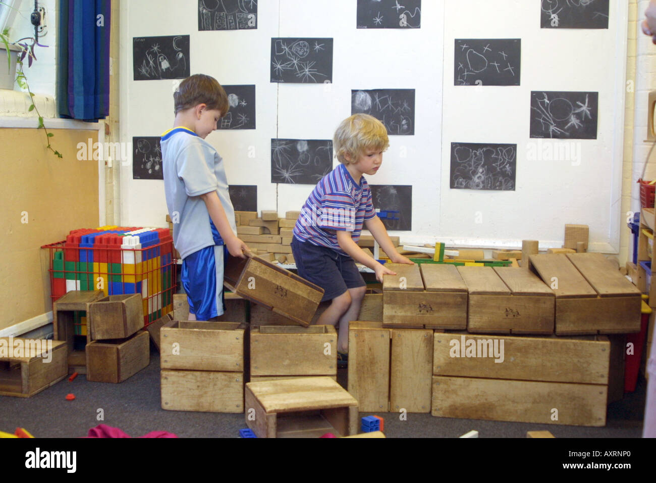 Five boxes hi-res stock photography and images - Alamy