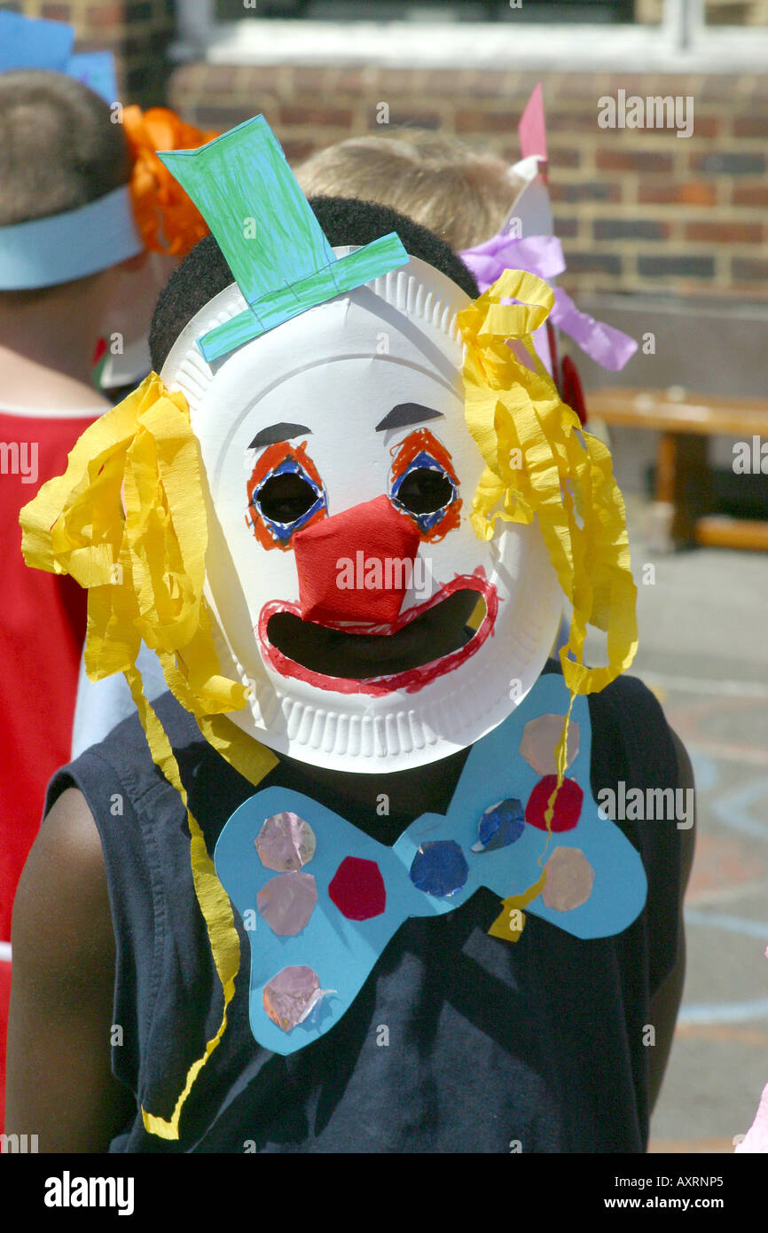 primary school child wearing a mask Stock Photo - Alamy