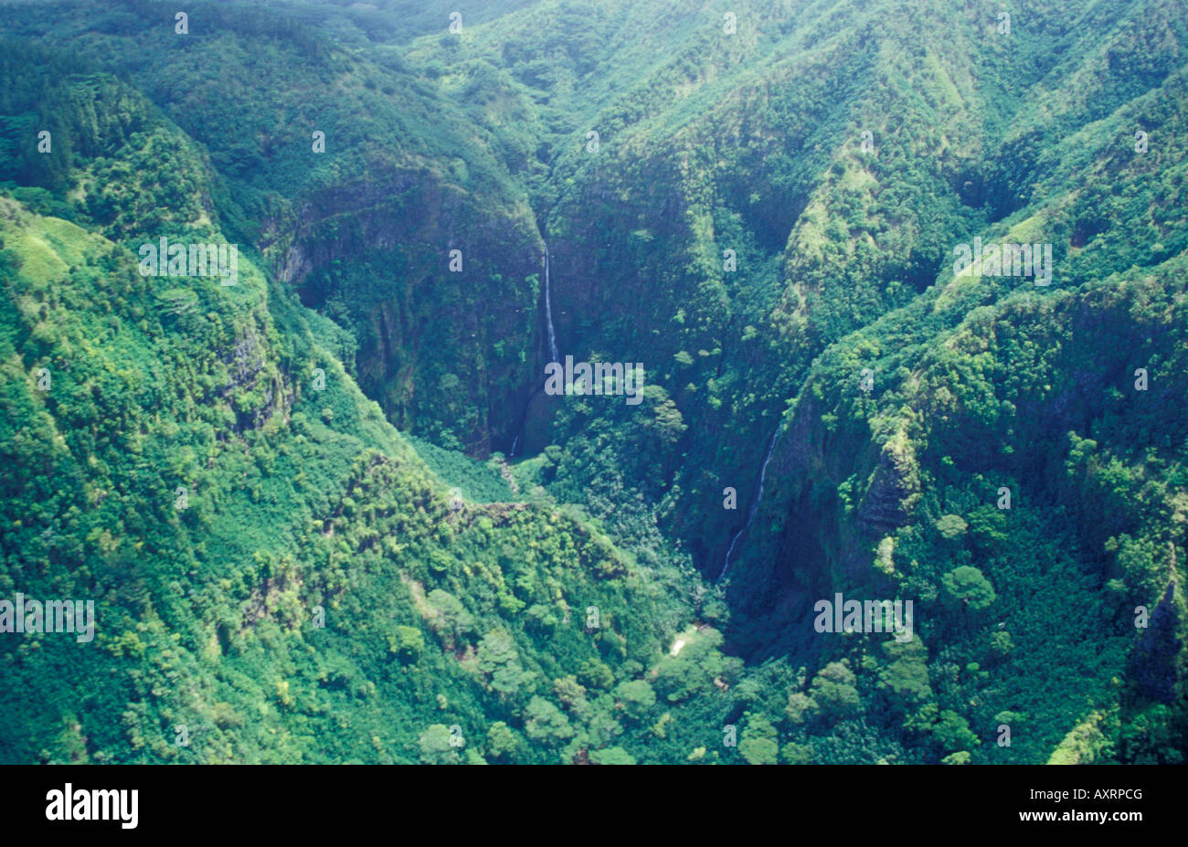 Marquesas islands volcano hi-res stock photography and images - Alamy