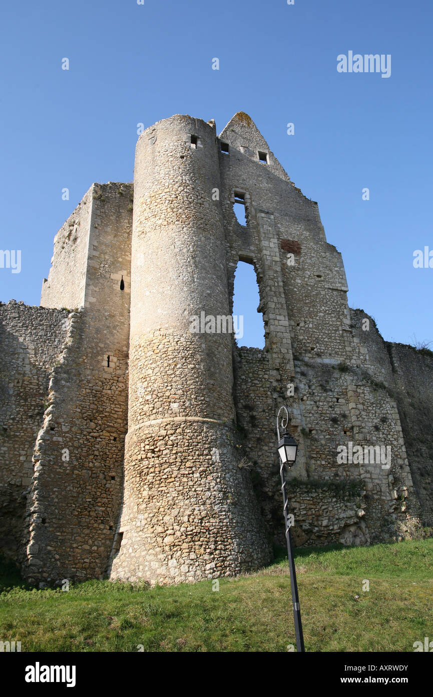Castle in France Angles sur l'Anglin Stock Photo - Alamy