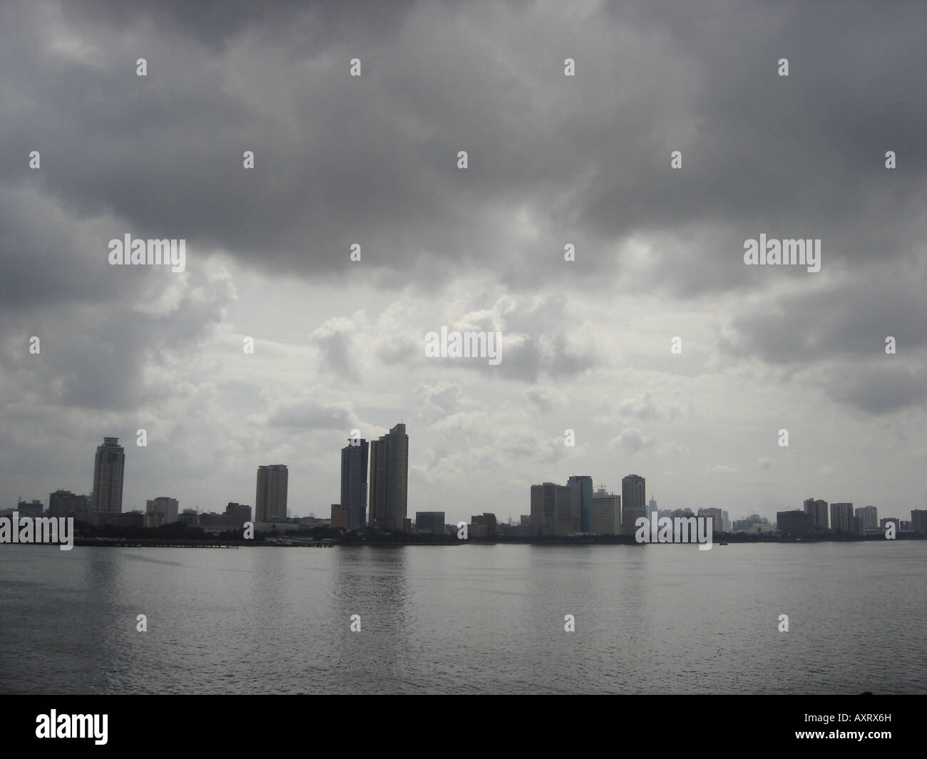 Manila from the sea Stock Photo - Alamy