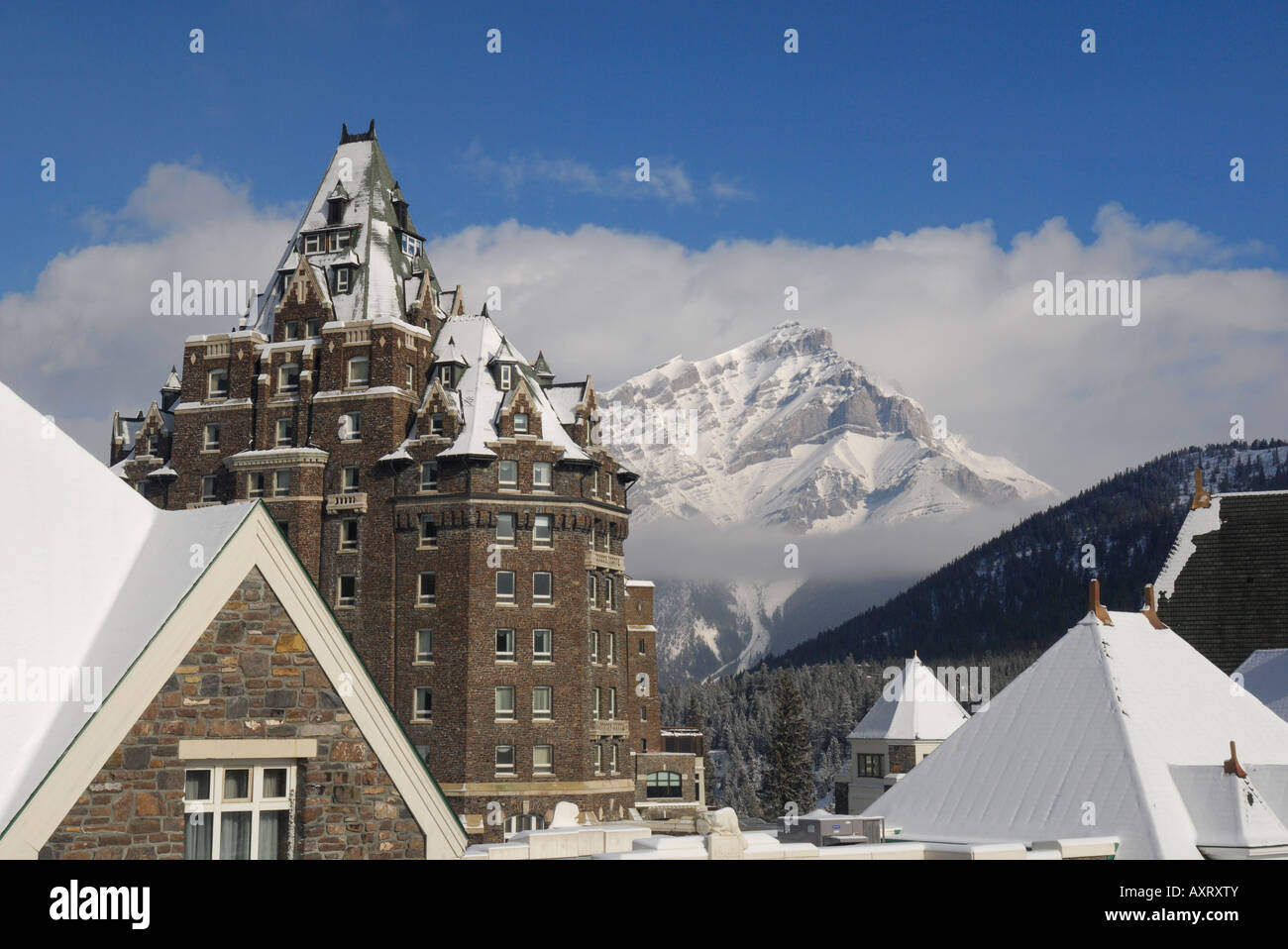 The Fairmont Banff Springs Hotel with Cascade mountain in the ...