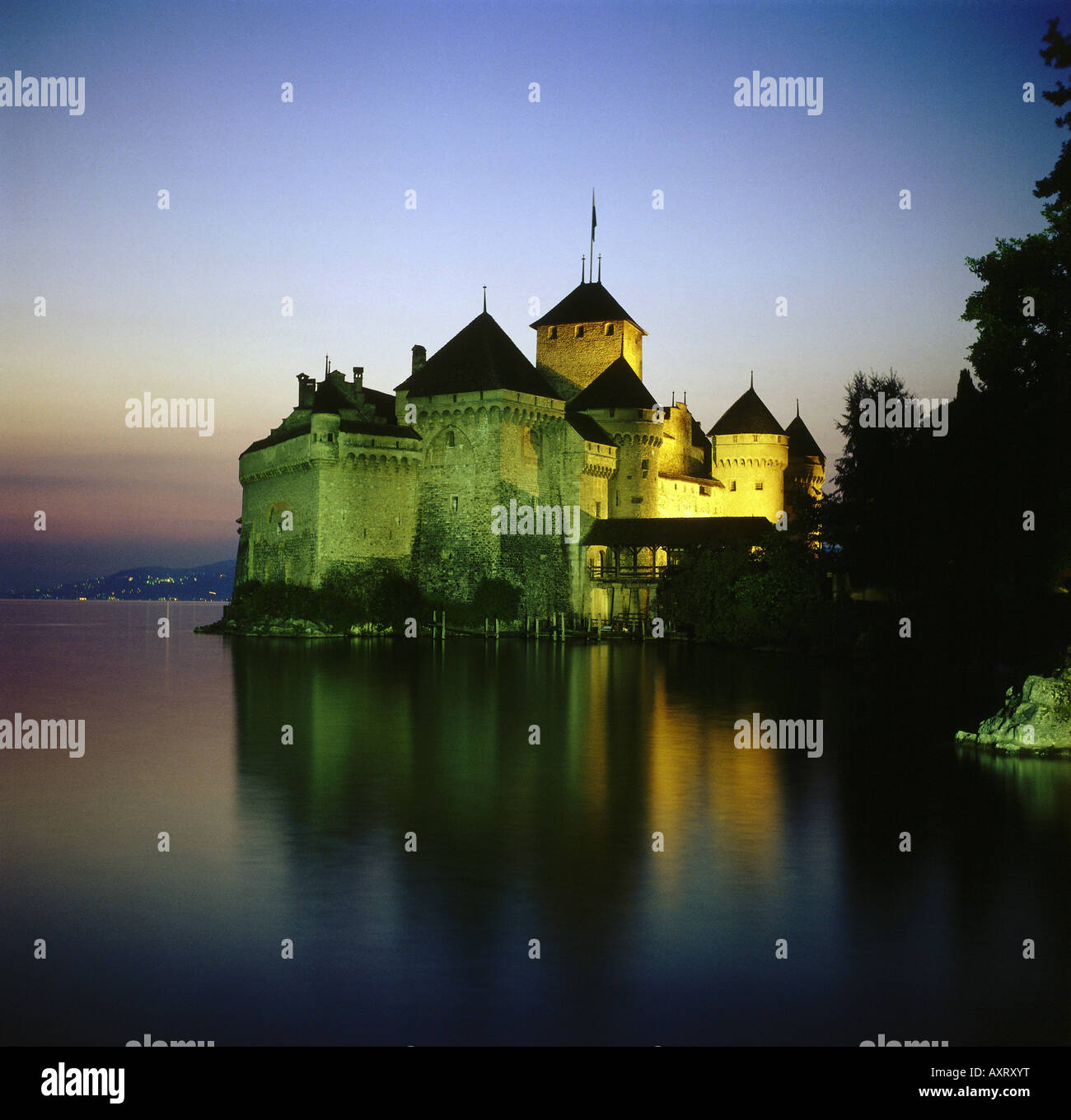 geography / travel, Switzerland, Vaud, Montreux, castles, Chillon ...