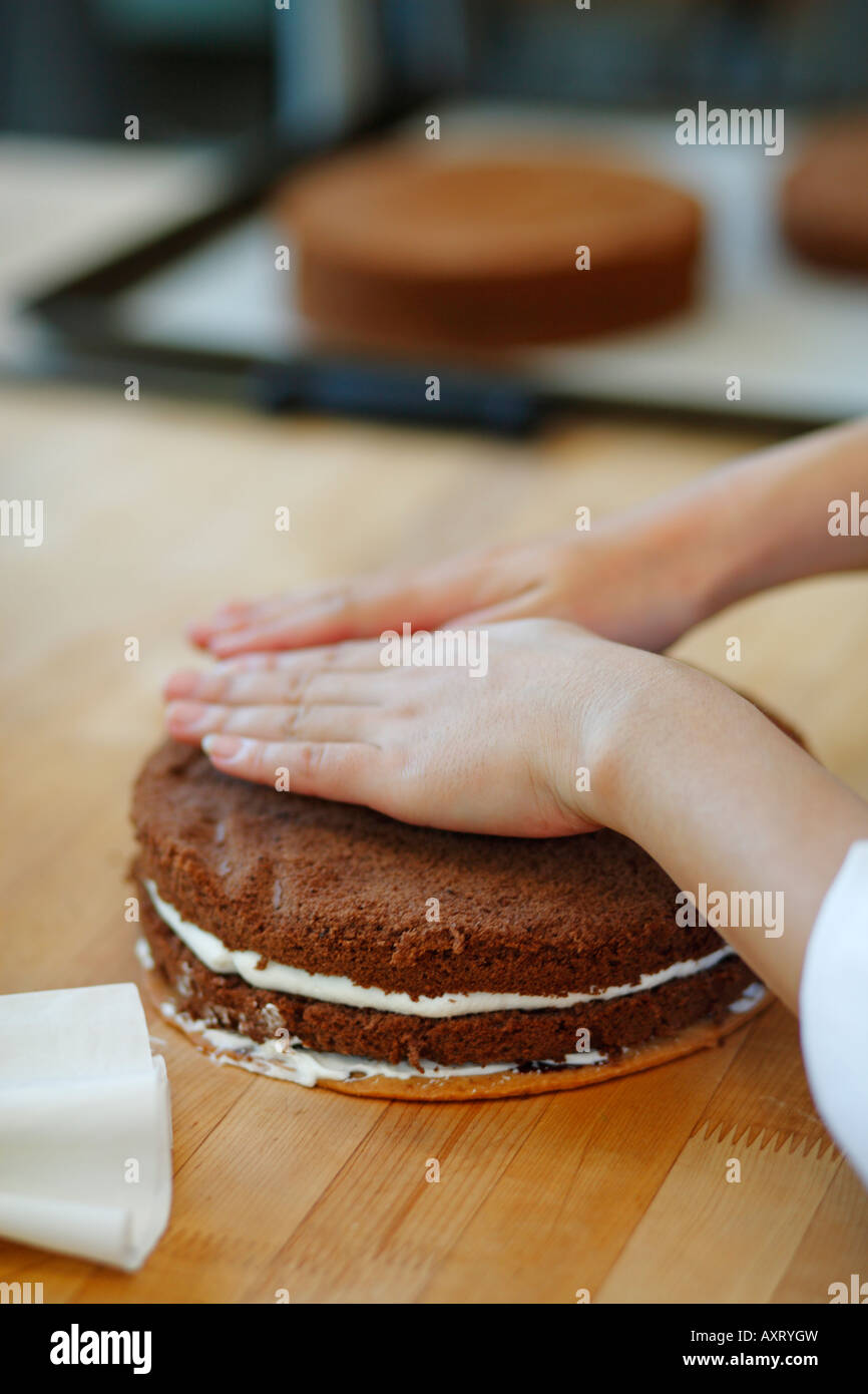 The pastry chef hi-res stock photography and images - Alamy