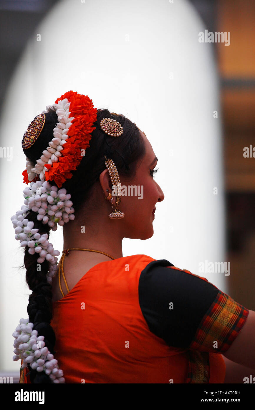 Classical East Indian dancer Stock Photo - Alamy