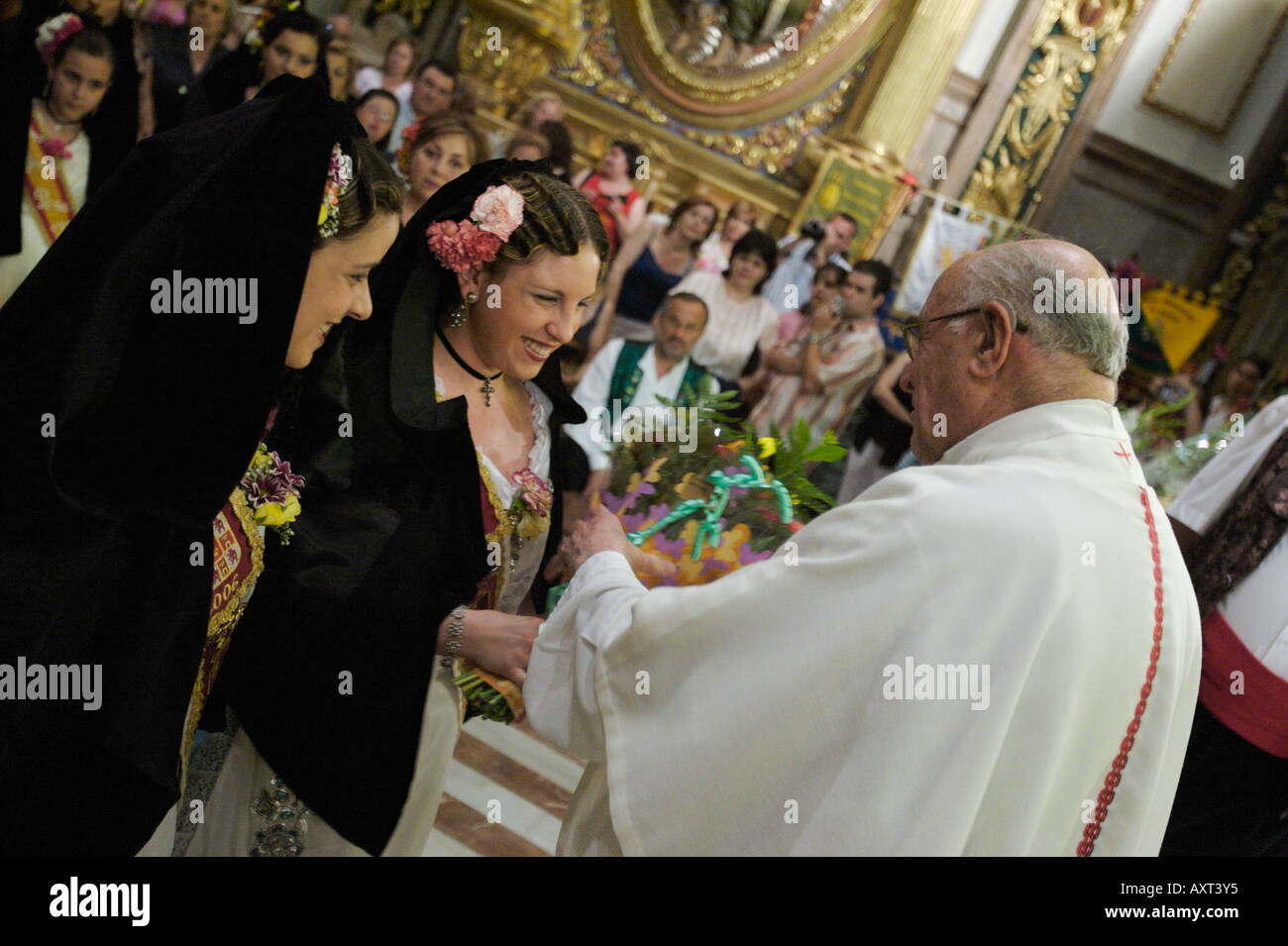 Receiving Holy Communion Stock Photo - Alamy