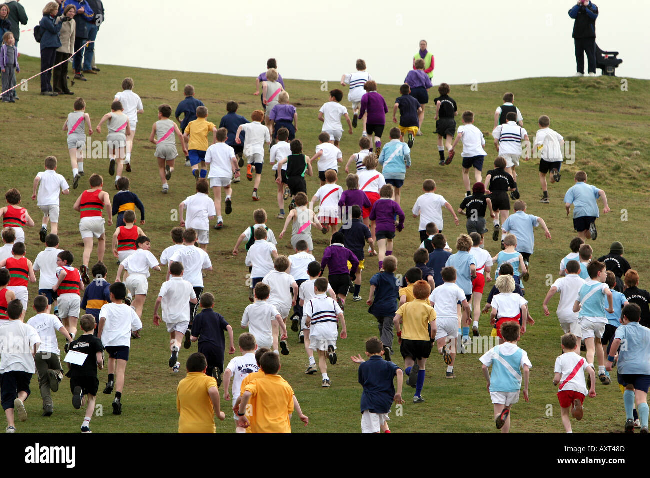 Cross country running children hi-res stock photography and images - Alamy