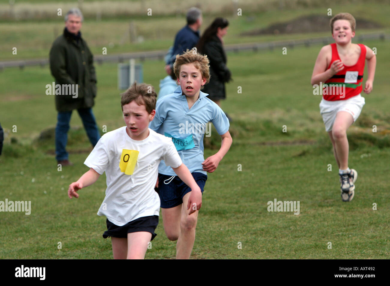 Cross country running children hi-res stock photography and images - Alamy