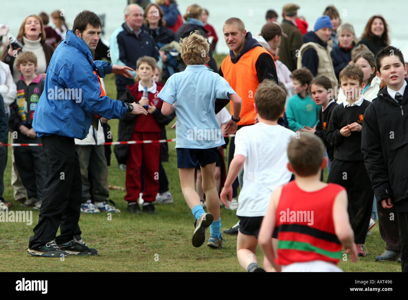 Cross country running children hi-res stock photography and images - Alamy