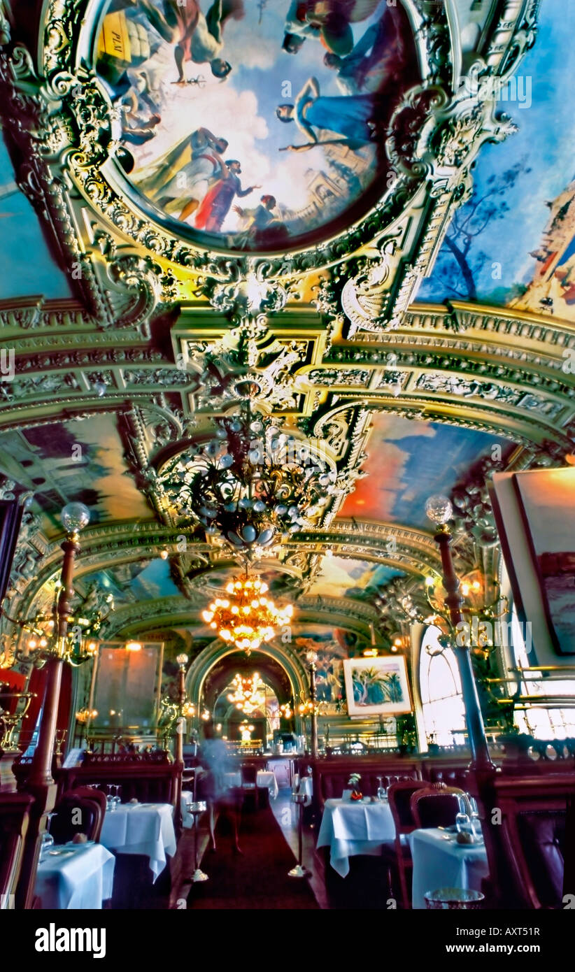Paris France, French Restaurant Brasserie "Le Train Bleu" "Gare de Lyon ...
