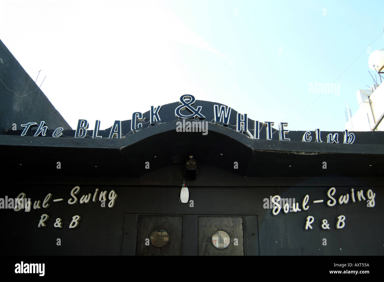 the black and white club soul swing r and b R B dance nightclubs ...