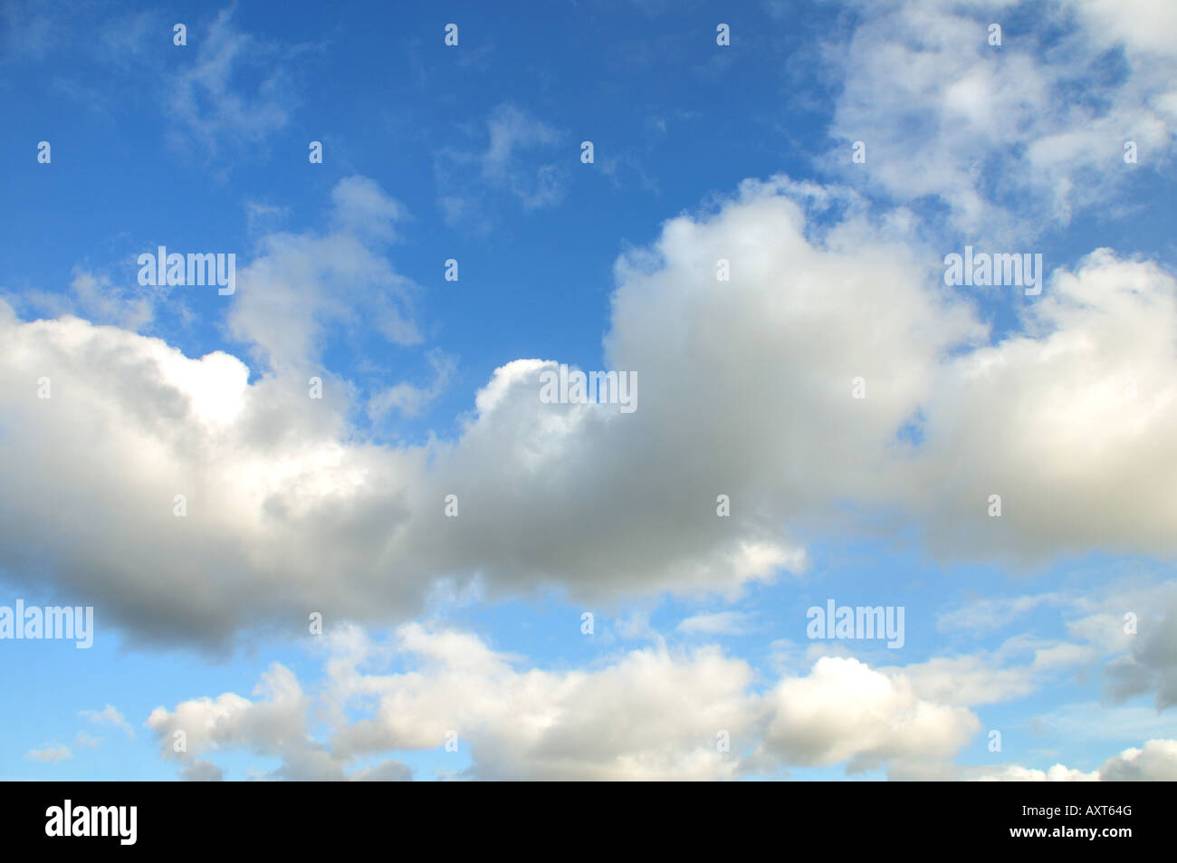 Blue sky with cumulus clouds Stock Photo - Alamy