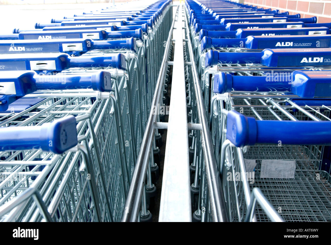 Aldi Shopping Basket Stock Photos & Aldi Shopping Basket Stock Images ...