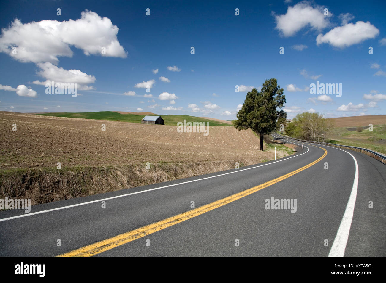 Rural highway in Washington State Stock Photo - Alamy