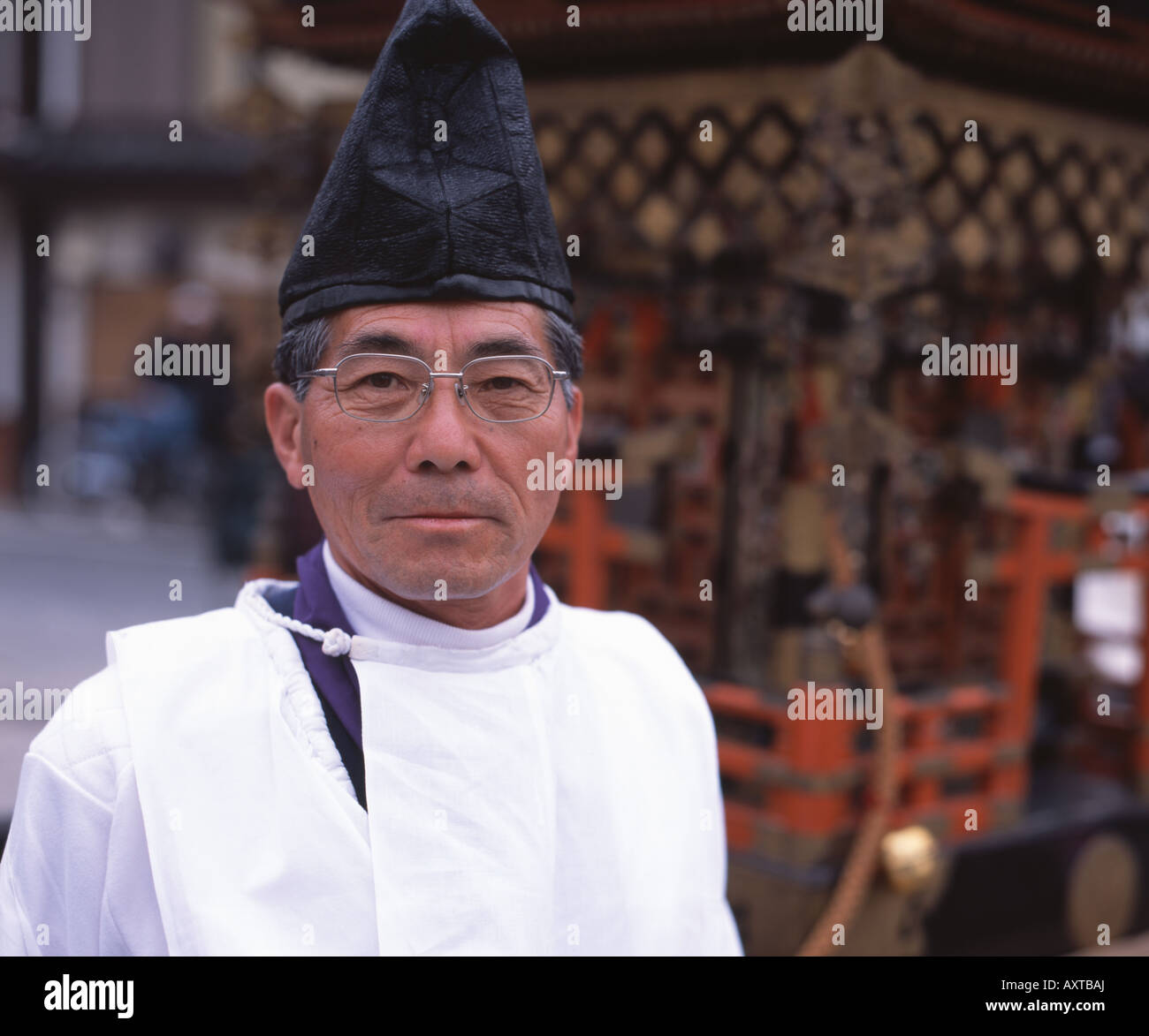 Japanese mikoshi hi-res stock photography and images - Alamy